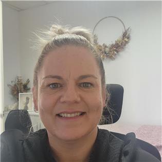 Shannon Nicholas | Find Your Midwife